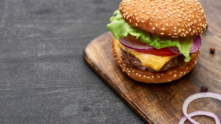 National Cheeseburger Day September 18 - 2025 - World Day