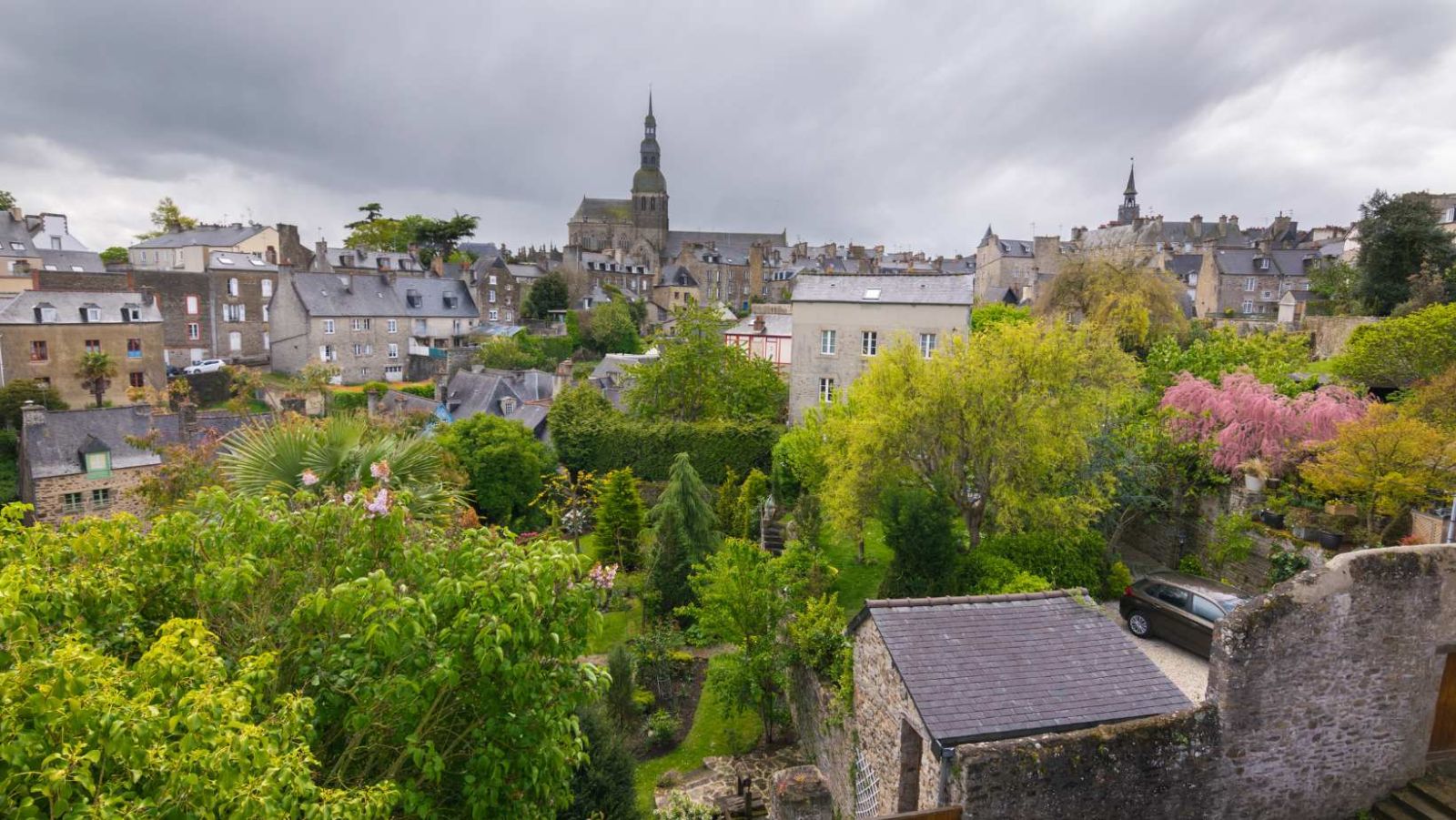 Dinan : 14 hectares et 106 monuments historiques à visiter