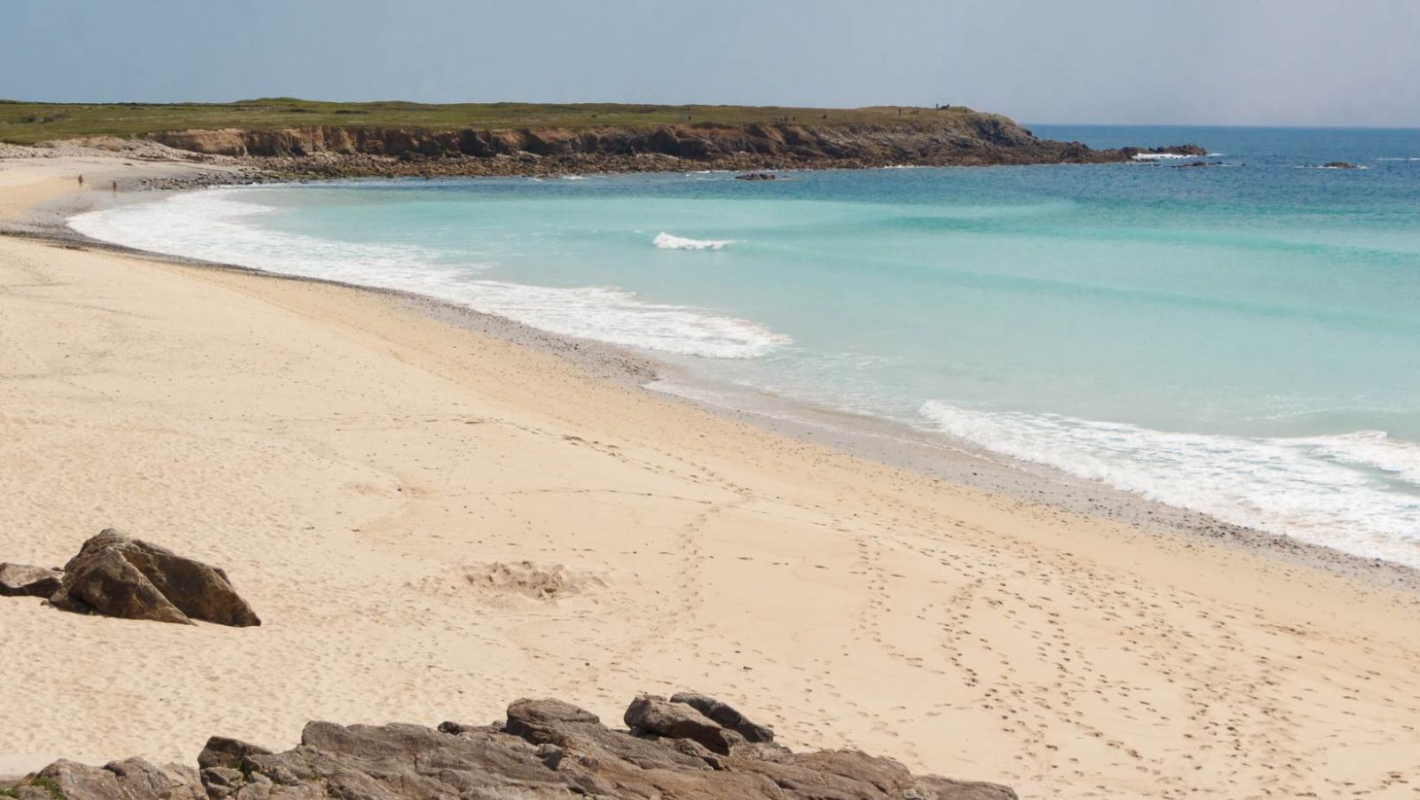 Plage de Trez Goarem en Bretagne : une merveille sauvage entre dunes et ...