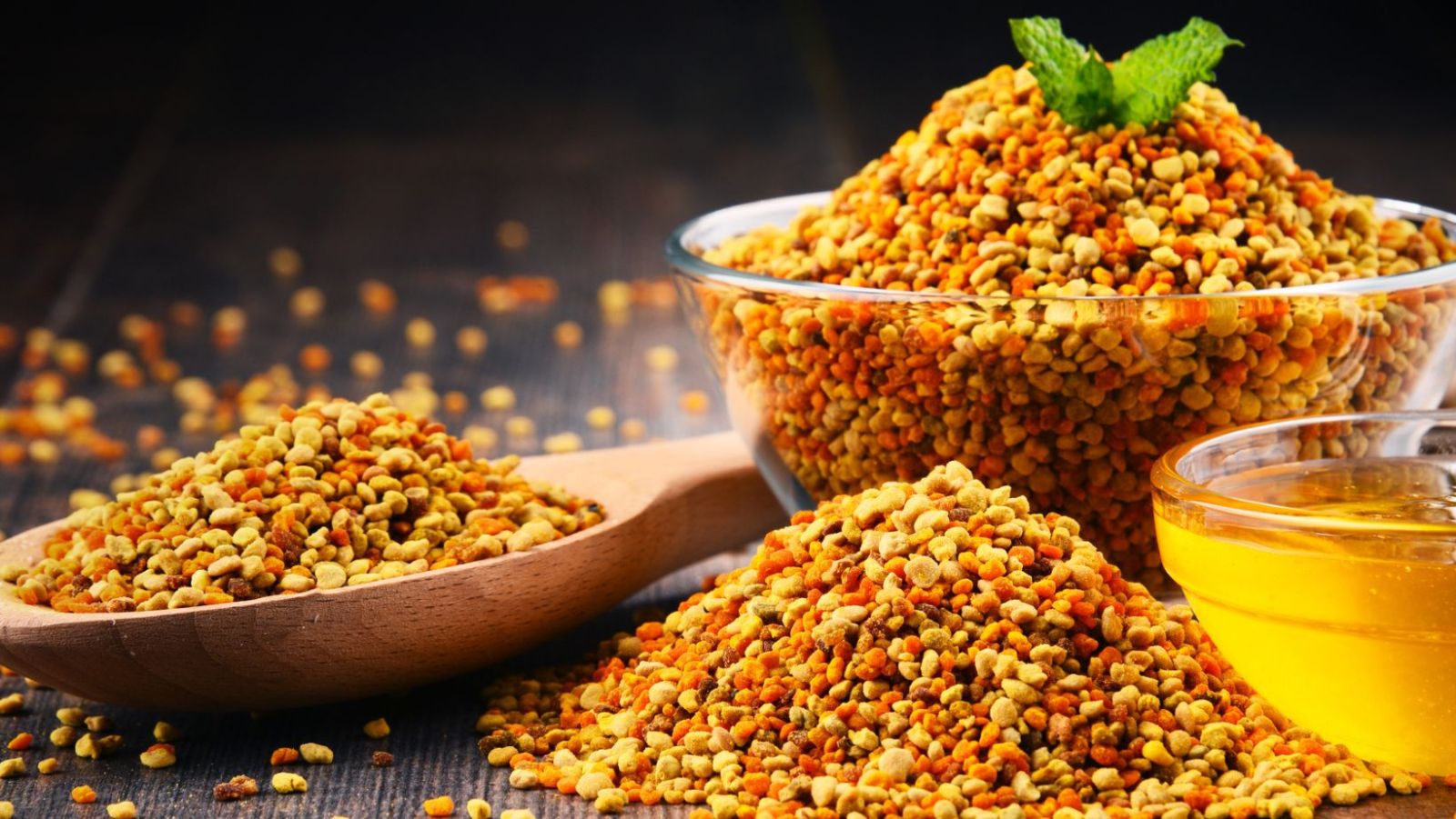 Le pollen d'abeilles qui fait le buzz sur TikTok est-il vraiment ...